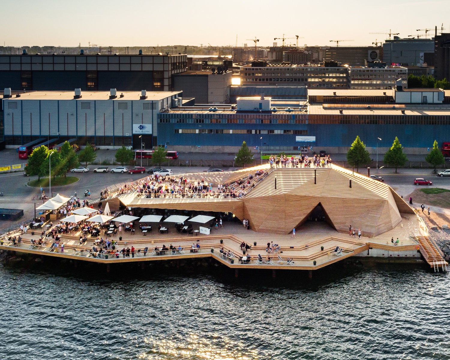 La sauna Löyly en Helsinki diseñada por Avanto Architects - Arquitech